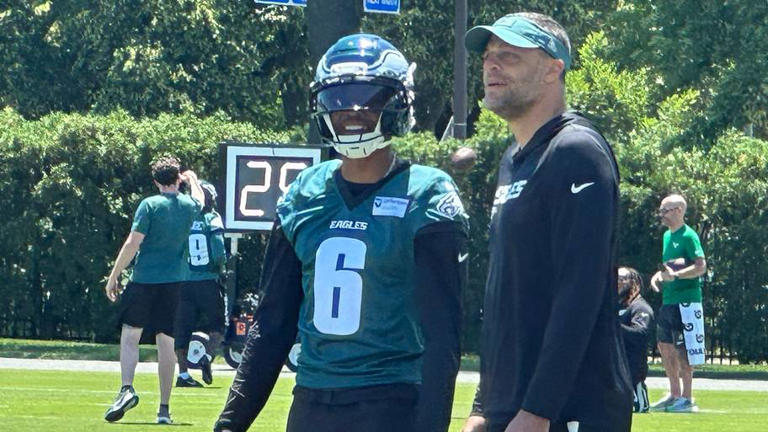 Eagles' OTA observations: Life after AJ., Riq reps and Saquon sizzles