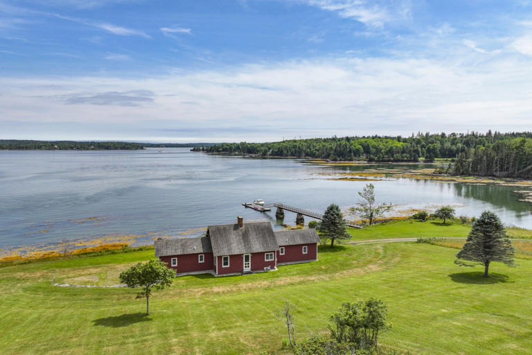 A Texas shoe tycoon’s farm on a Maine island lists for $14.5 million