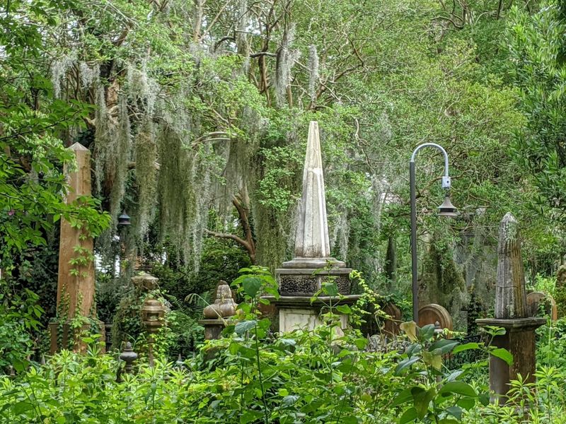 This haunted South Carolina churchyard is a place you should never ...