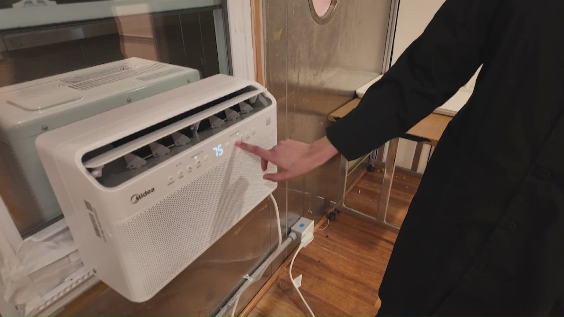 Testing the best A/C units | 2 Wants to Know