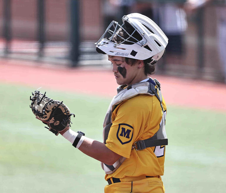 Which Cincinnati baseball teams move to OHSAA regional finals?