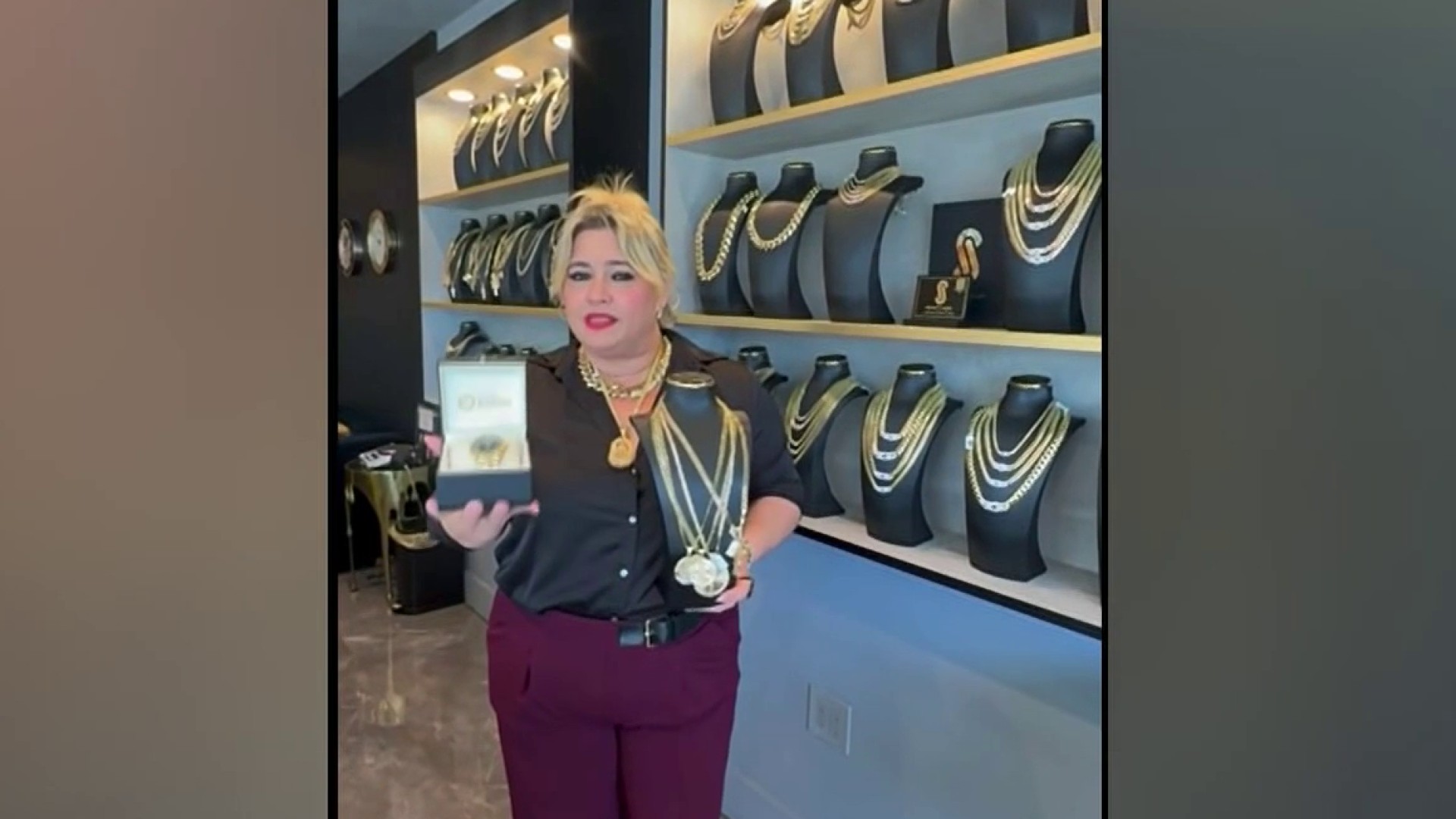 Mujer acusada de falsificar cheques por $46,000 en joyería de Hialeah ...