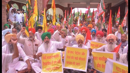 Punjab farmers hold statewide protests over fuel price hike