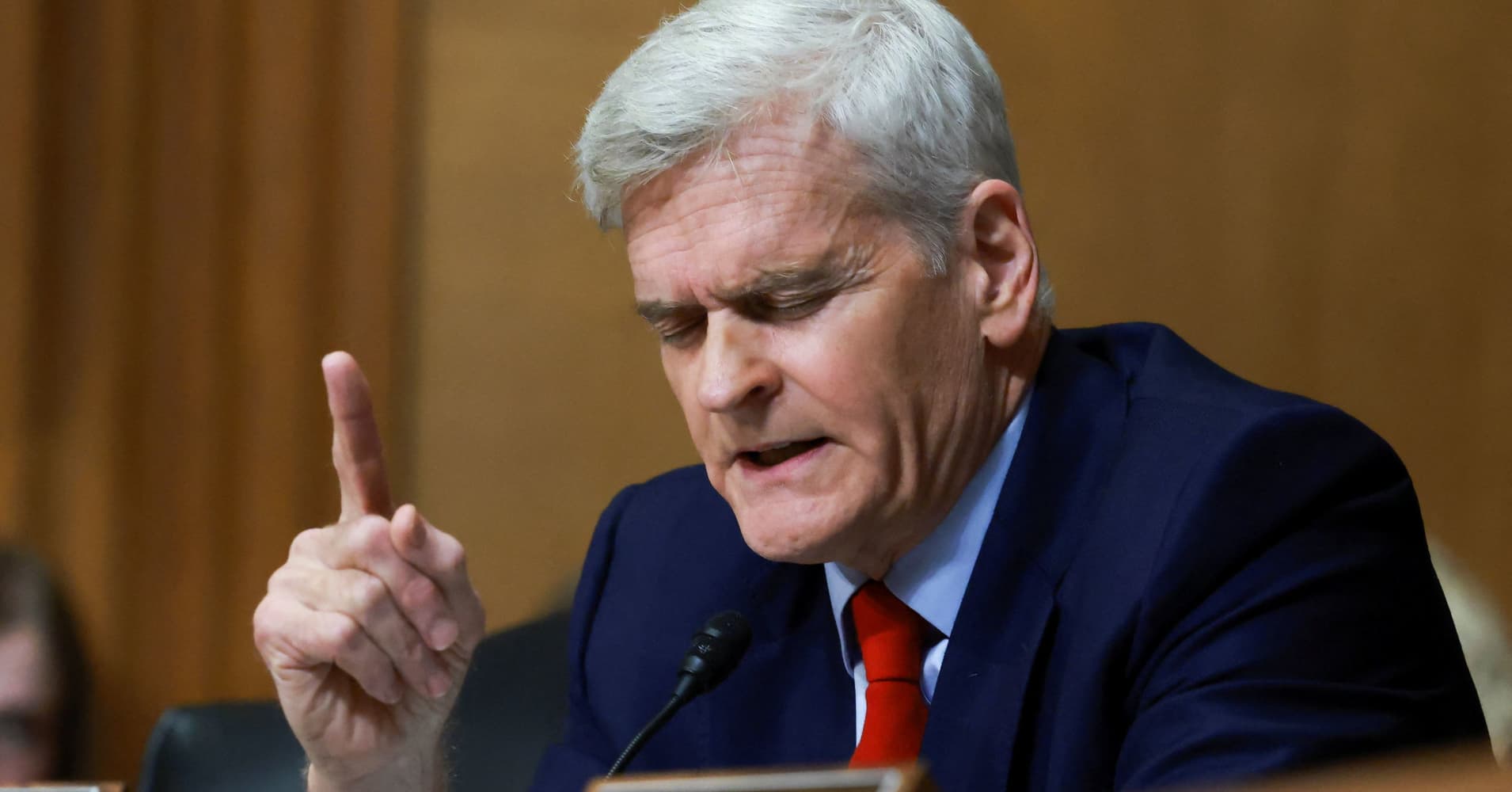 Cassidy: Pulte not 'competent' for intelligence director role
