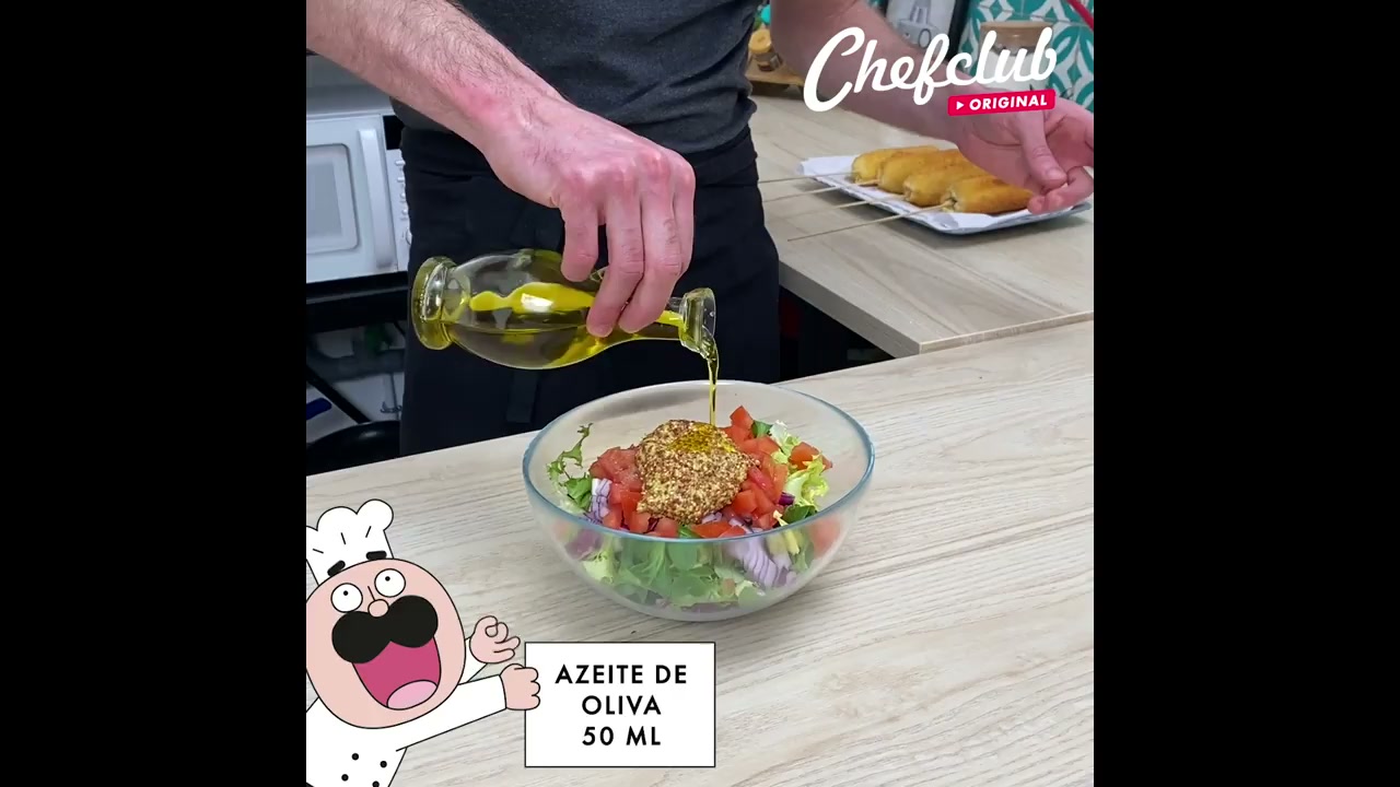 Crepe recheado de frango e queijo à cordon bleu