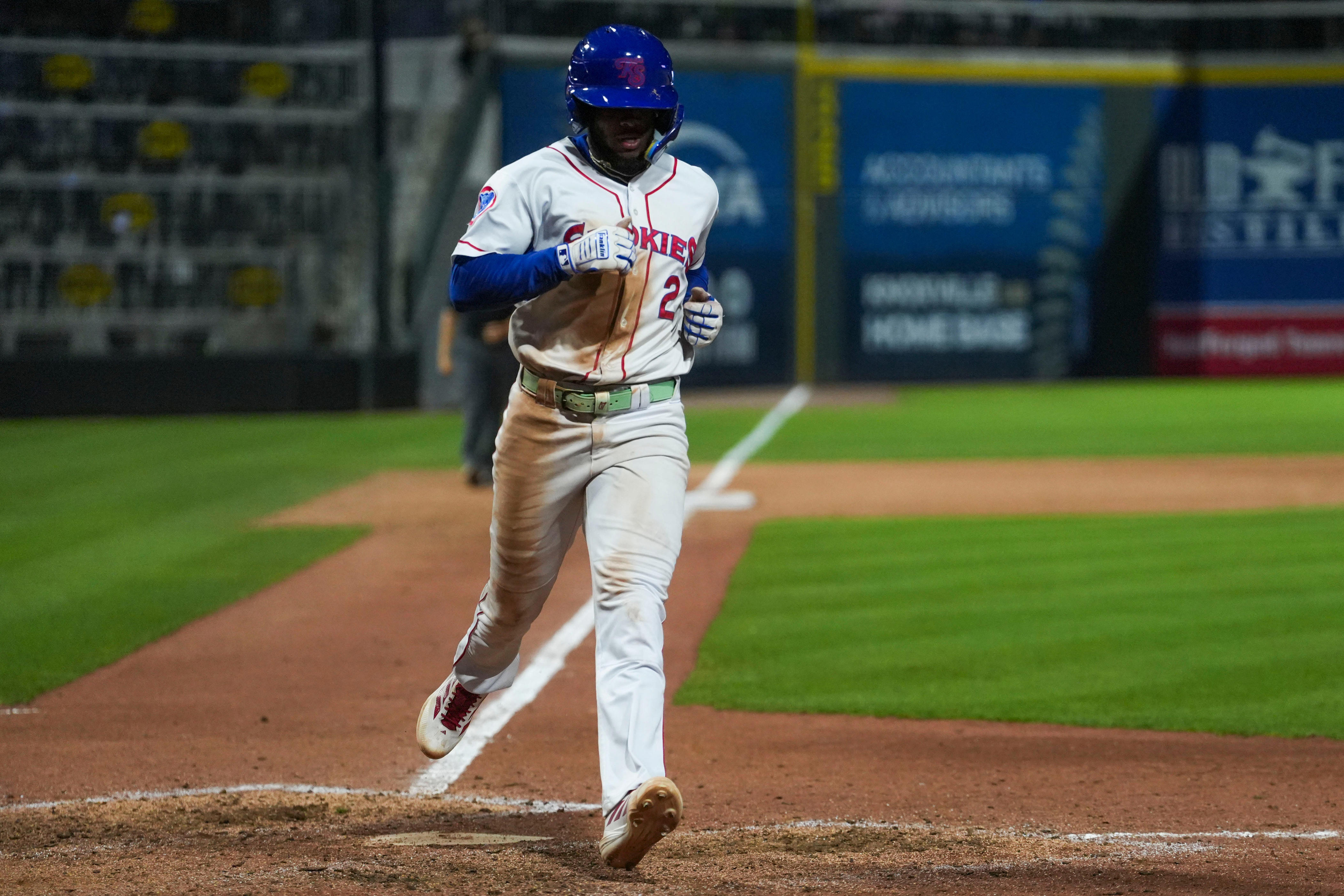 Jefferson Rojas walk-off lifts Knoxville Smokies past Barons