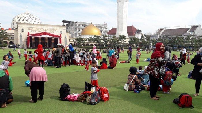 5 Bakmi Dekat Alun-alun Bandung untuk Makan Siang, Mulai Rp 18 Ribuan