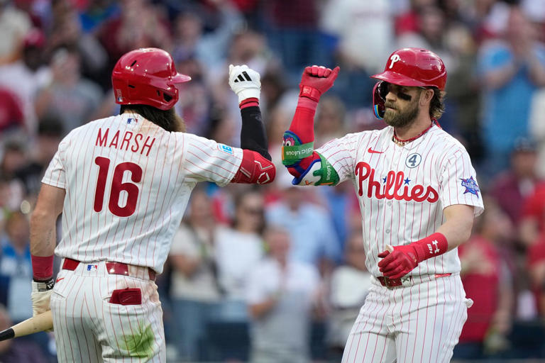 Harper hits 377th career homer, Duran fans the side in the 9th in ...