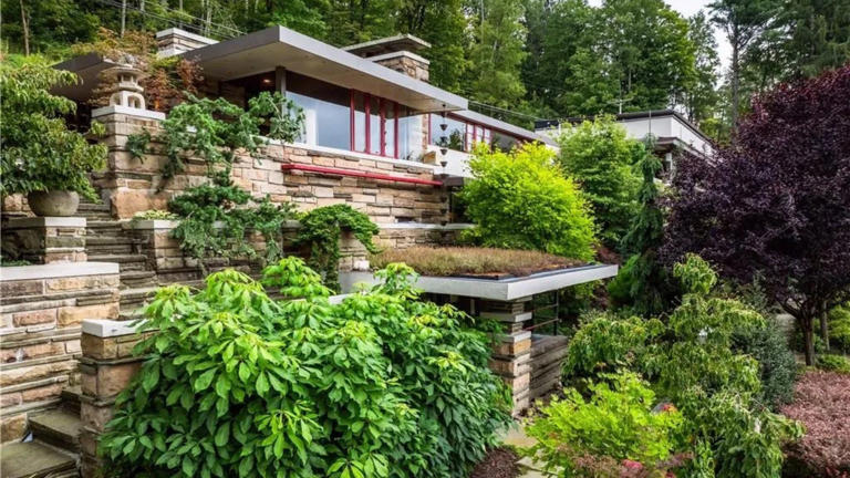 Modernist estate created by Frank Lloyd Wright’s Fallingwater builder ...