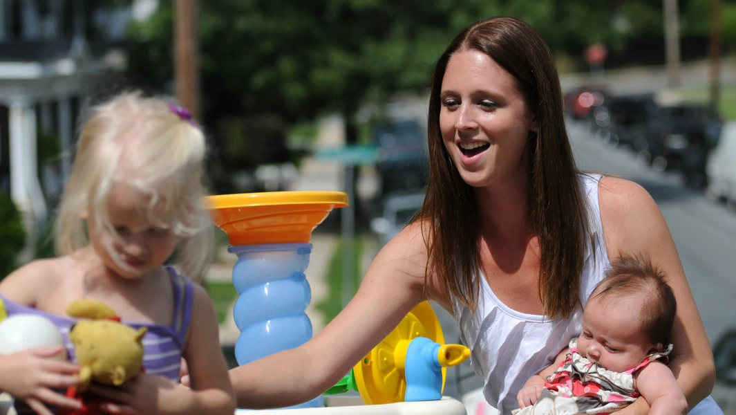 Helping toddlers welcome a new sibling
