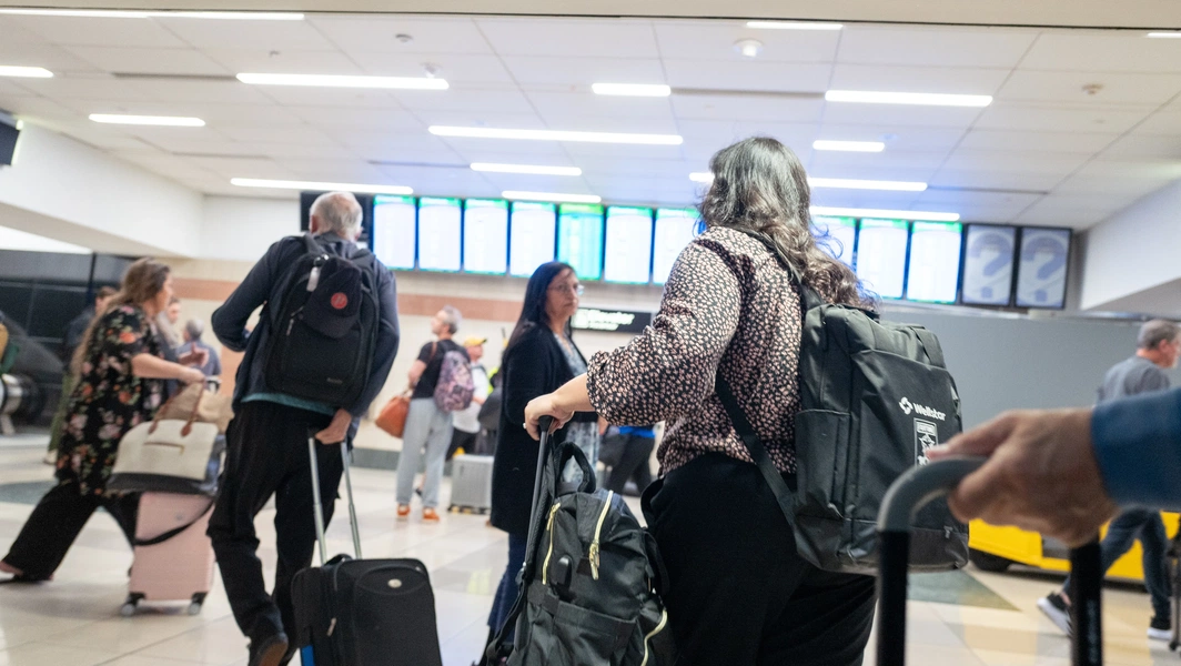 25 common air travel mistakes to avoid