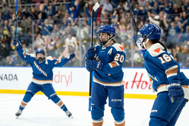 Carpenter re-signs with Seattle, Nurse with Vancouver, protecting both ...