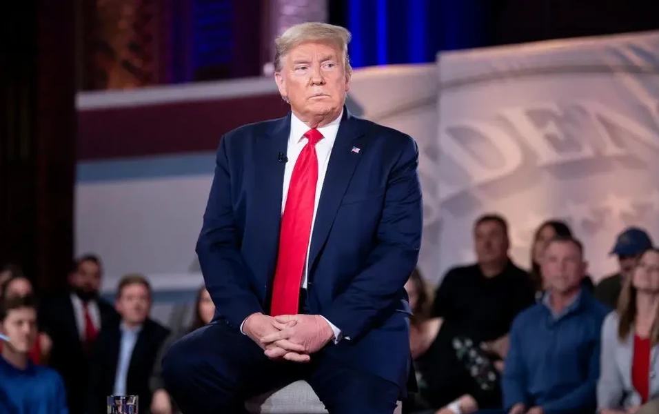 Trump's 'Dumocrat' quip draws Dan Quayle gaffe comparison