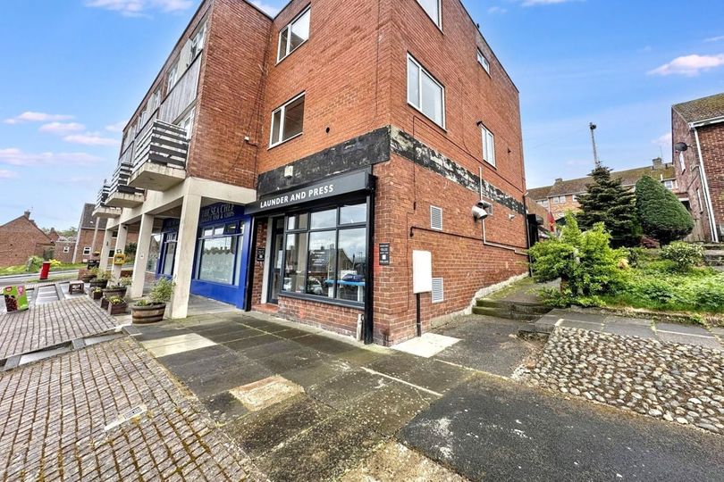 Inside the Northumberland laundrette and home up for auction in one of ...