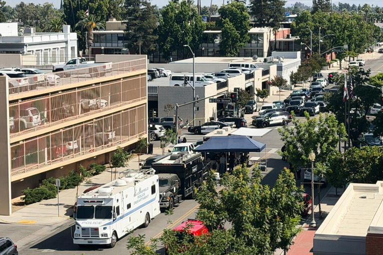 Suspect barricaded with hostages in Southern California bank, officials say