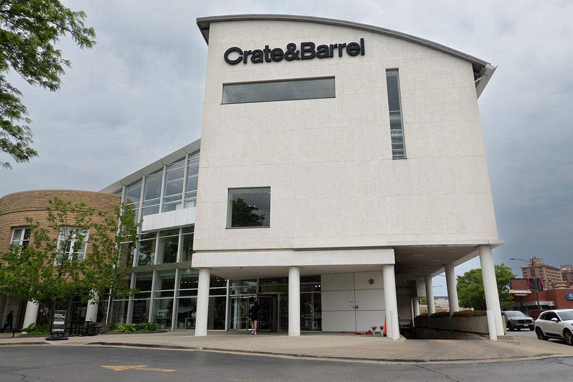 Crate & Barrel is returning to Southlake Town Square. Here's when