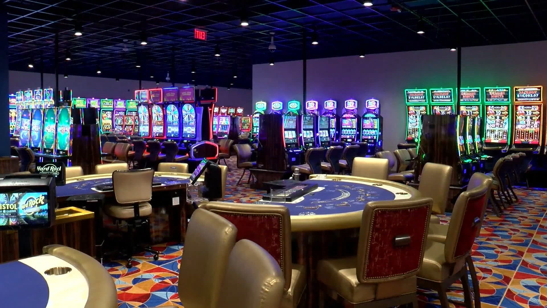 Hard Rock Hotel and Casino table game workers vote to unionize