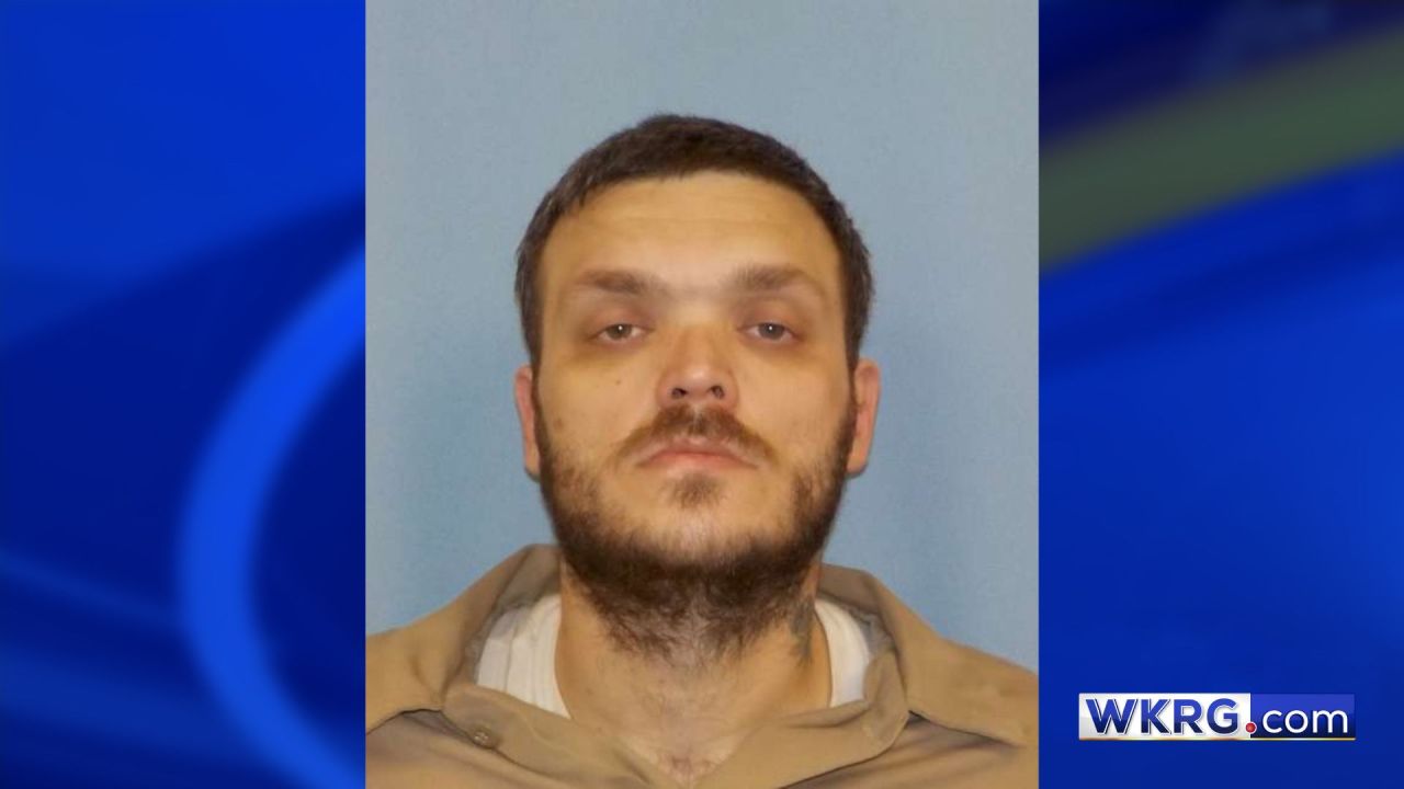 Inmate on work release in Saraland escapes