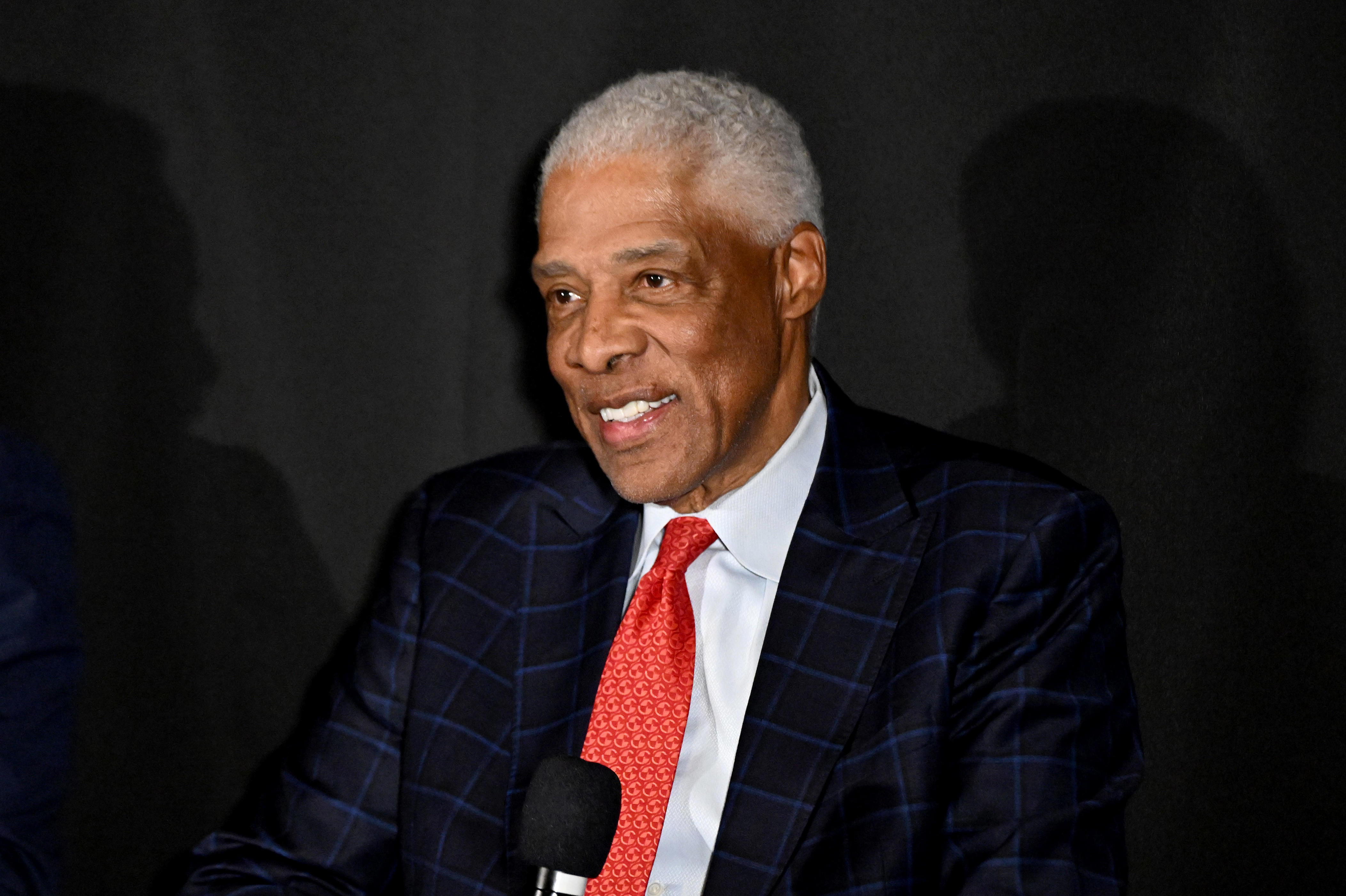 Julius Erving on why he would take LeBron James over Kobe Bryant