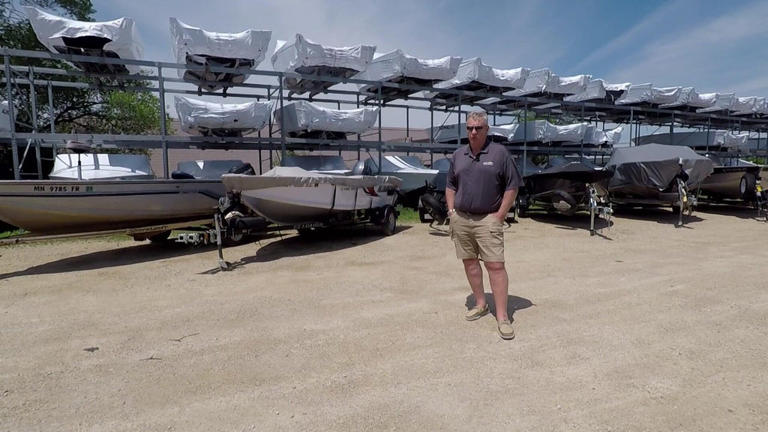 Outdoor sports retailers slashing prices for boats, jet skis as ...