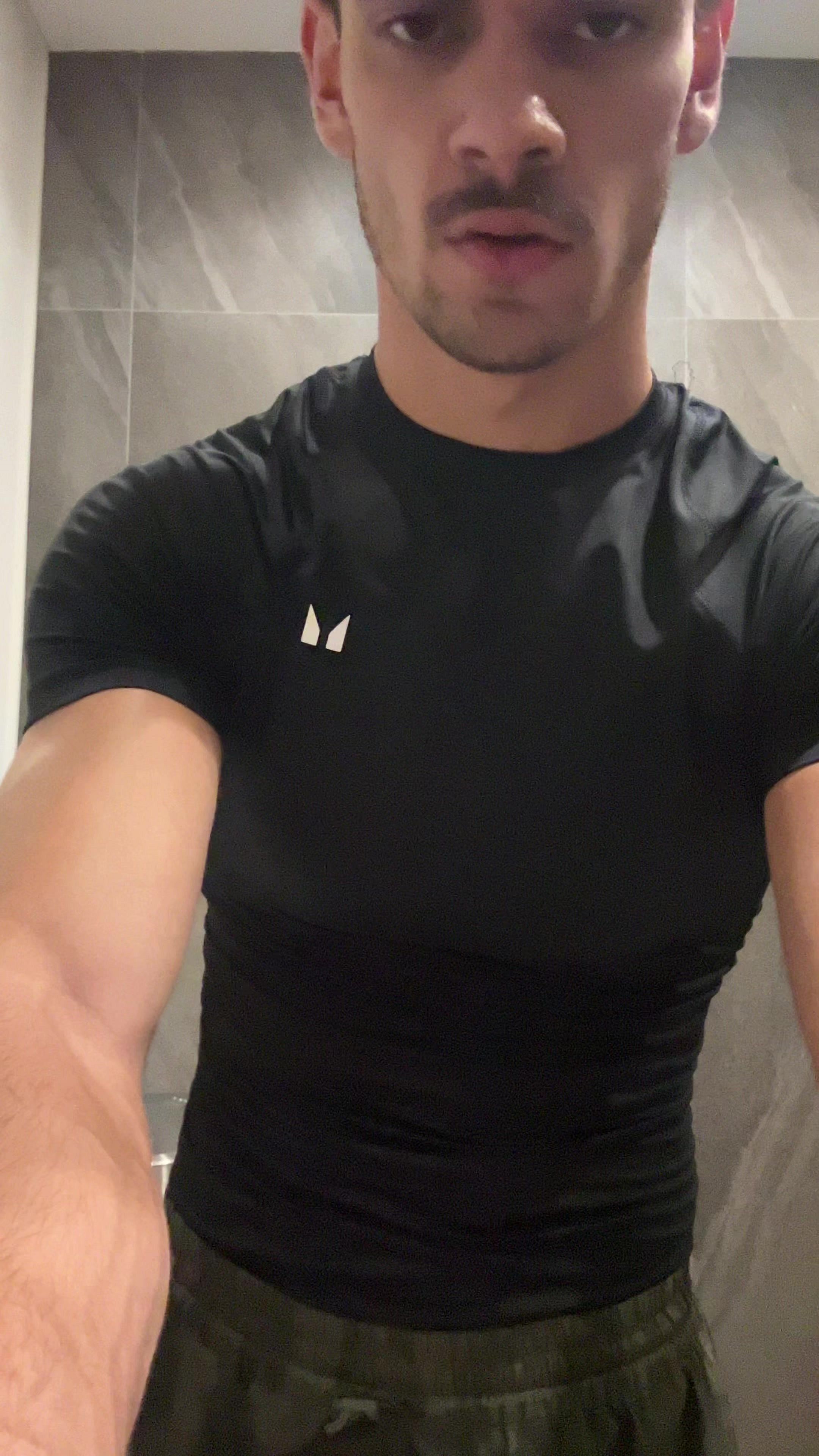 Training like an athlete won't build muscle, think again