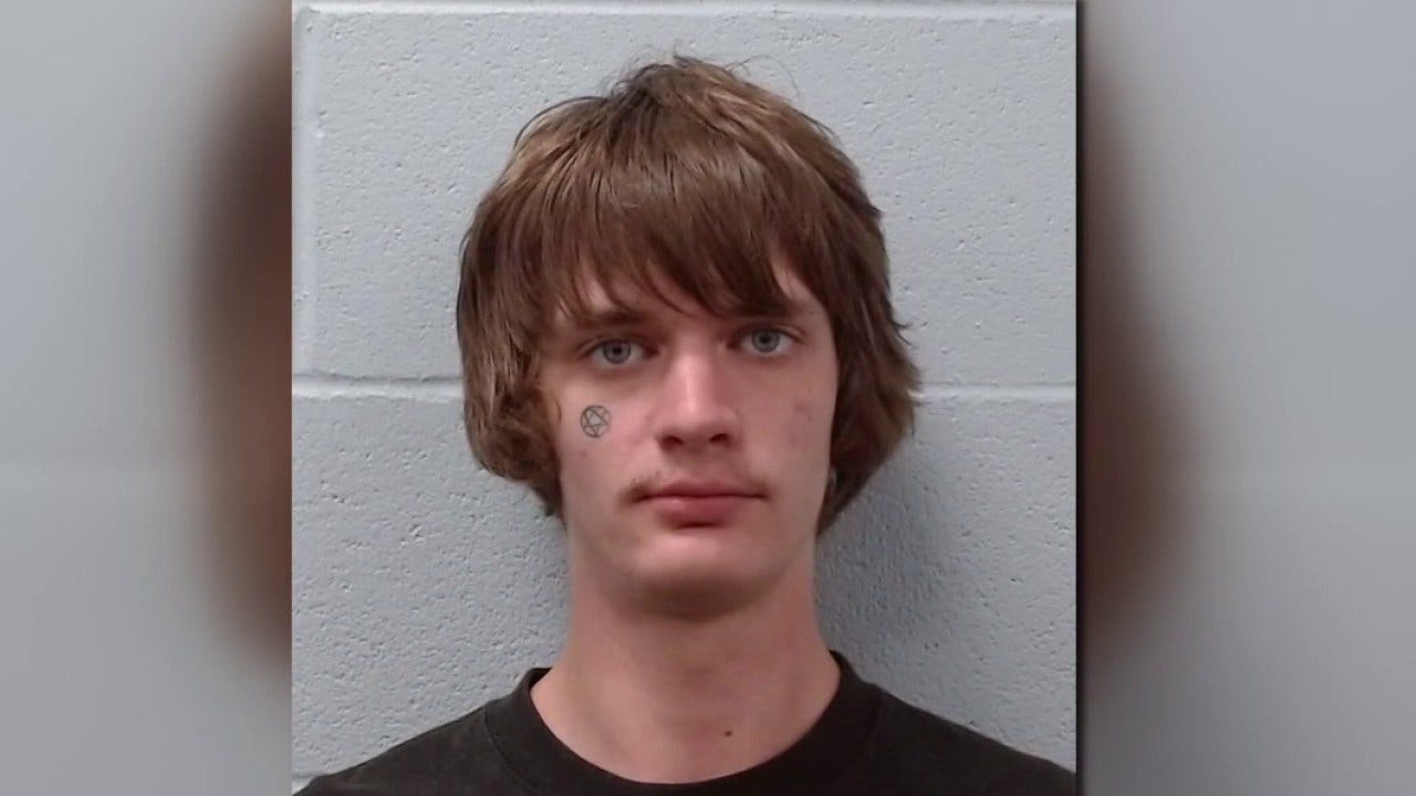 Buda man arrested for attempting to sell human skull