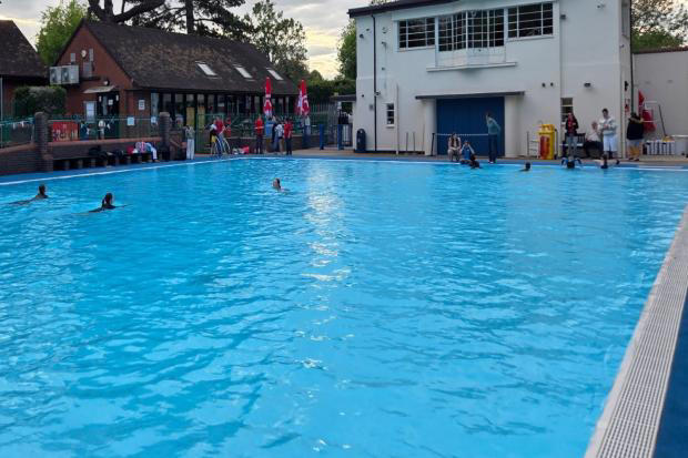 Swimming club urges families to prioritise water safety after heatwave ...