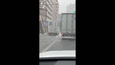 Japan: Typhoon Jangmi Approaches Kanto Region, Triggering Flood Alerts 3