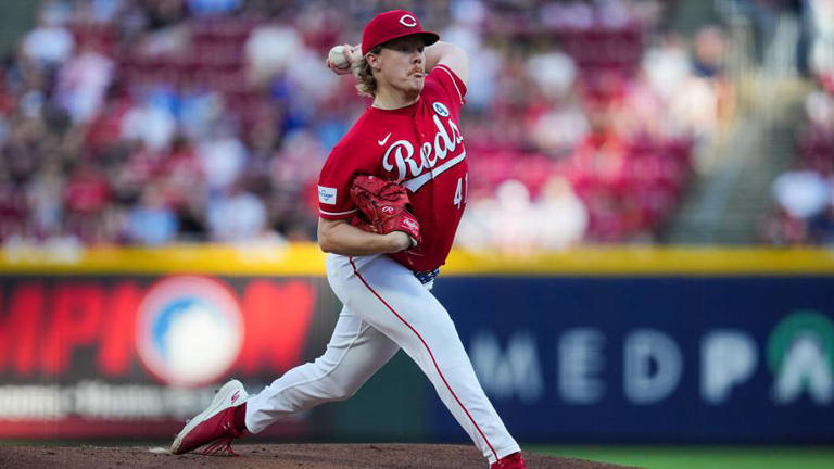 Cincinnati Reds erase ninth-inning deficit, stun Royals in 10th