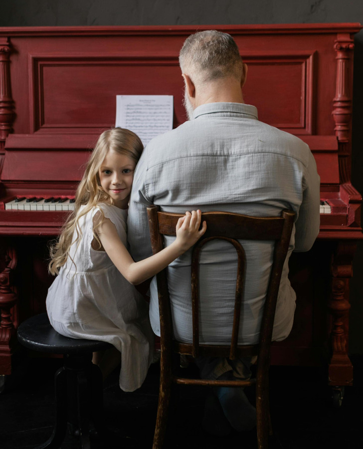10 moments that prove a child’s quiet wisdom still brings light back to ...