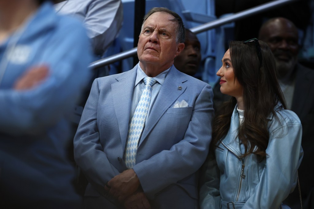 Bill Belichick takes in Stanley Cup Game 1 with NHL commissioner Gary ...