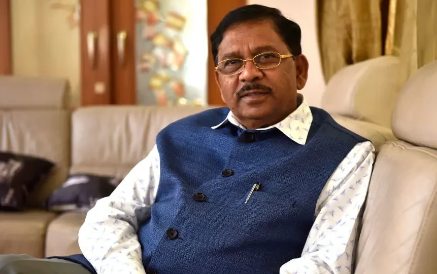 Parameshwara set to be sole deputy CM as Shivakumar takes oath