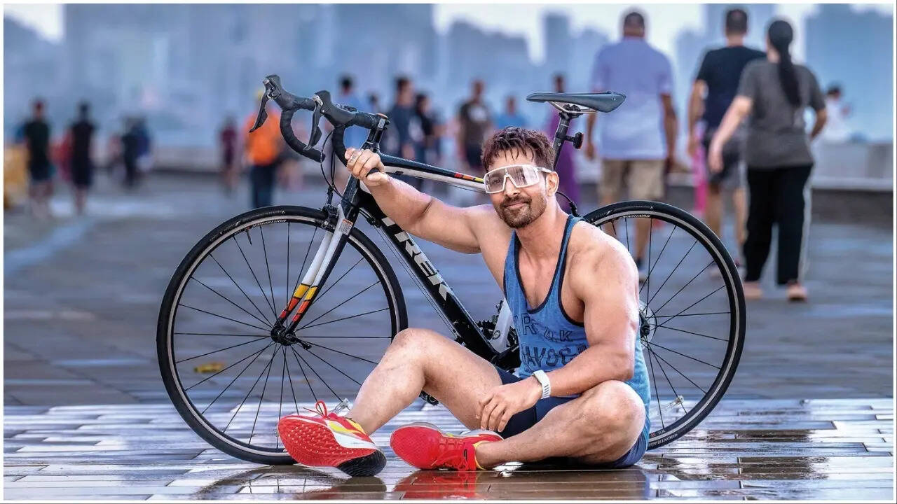 Exclusive! World Bicycle Day: Harshvardhan Rane on racing to school on ...