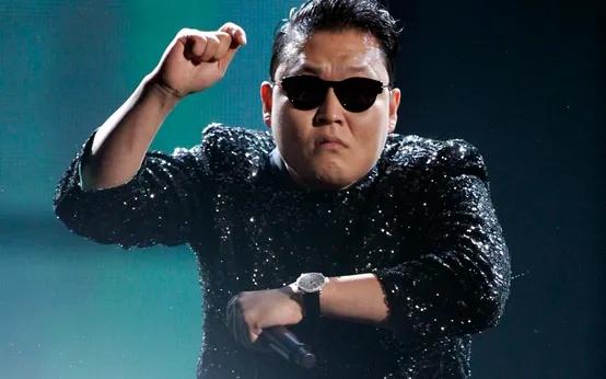 Rapper PSY của bản hit tỉ view Gangnam Style nhiều lần vướng vòng lao lý