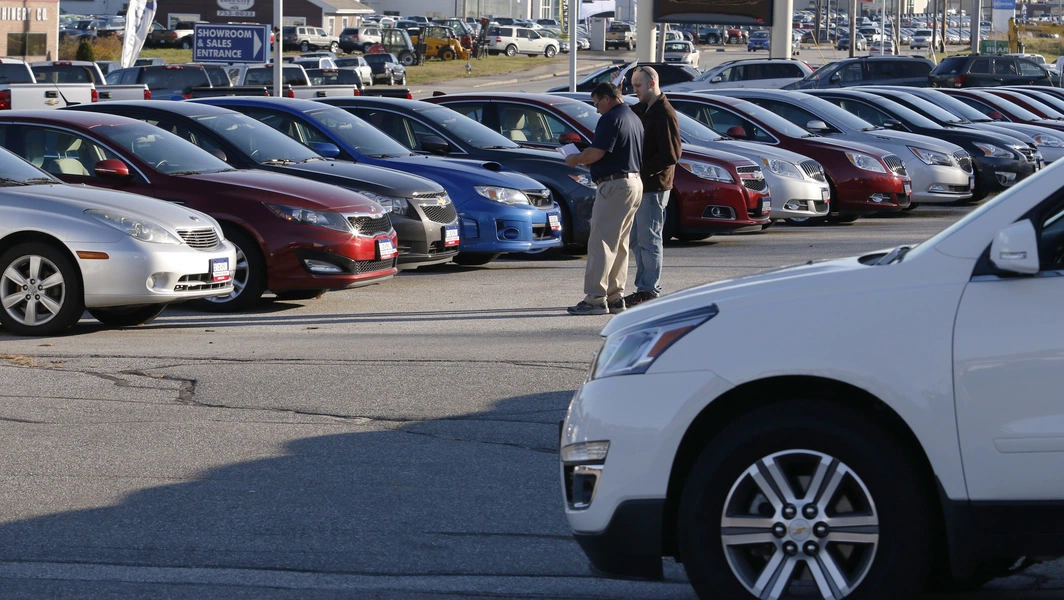 19 car dealership tactics that can cost you more