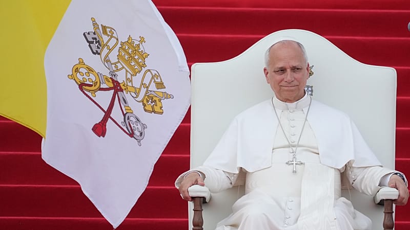Pope tours Spain with 12 speeches and over 2,500 kilometres planned