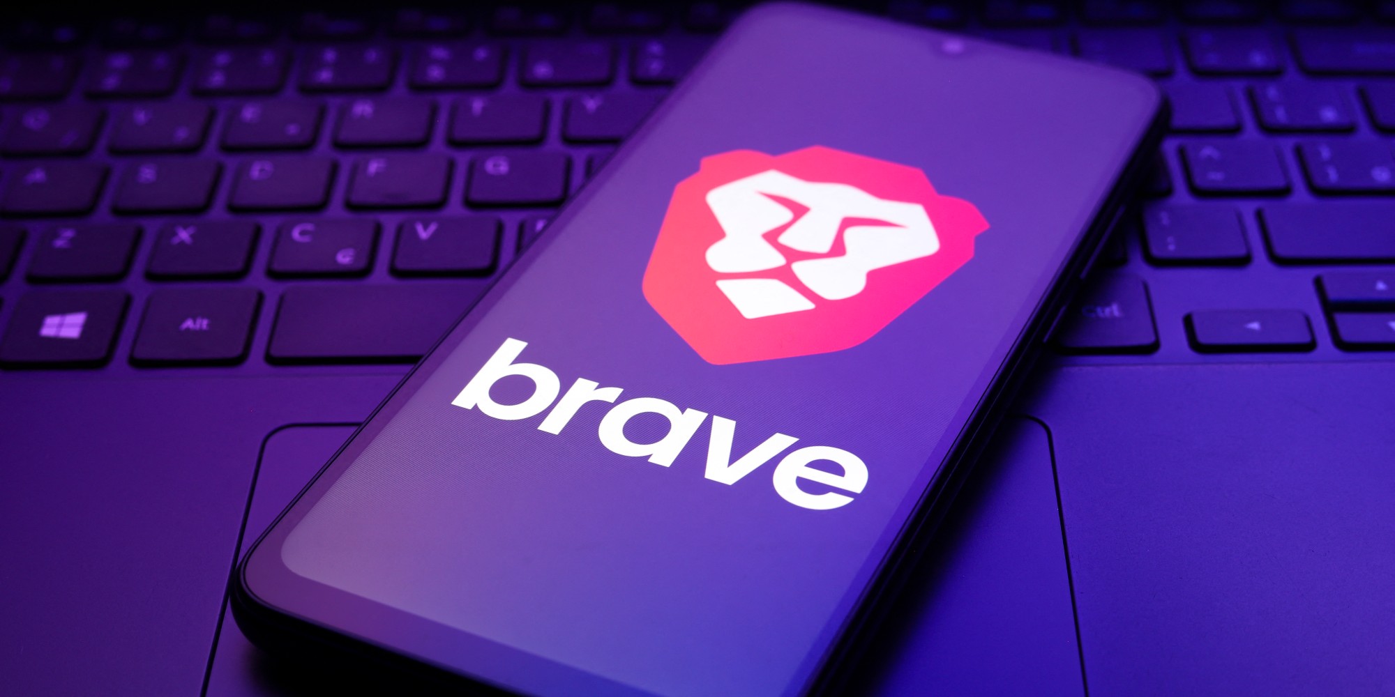 IA : 53 quotidiens français accusent Brave de piller leurs contenus et ...