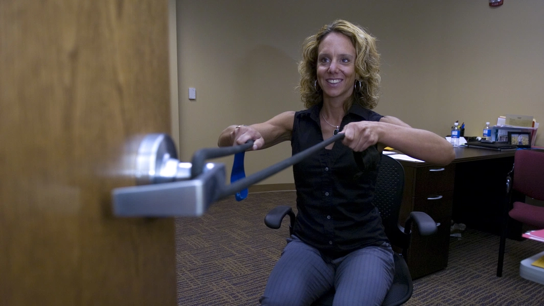 Lift your face and posture with smart pulls