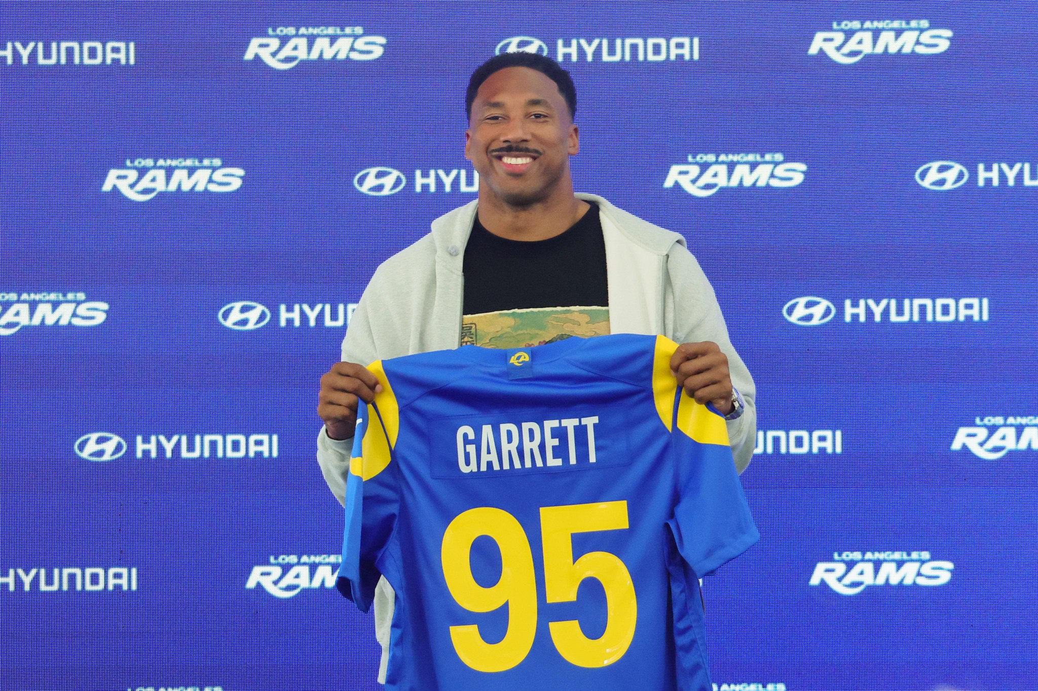 Myles Garrett sends clear message to Rams fans