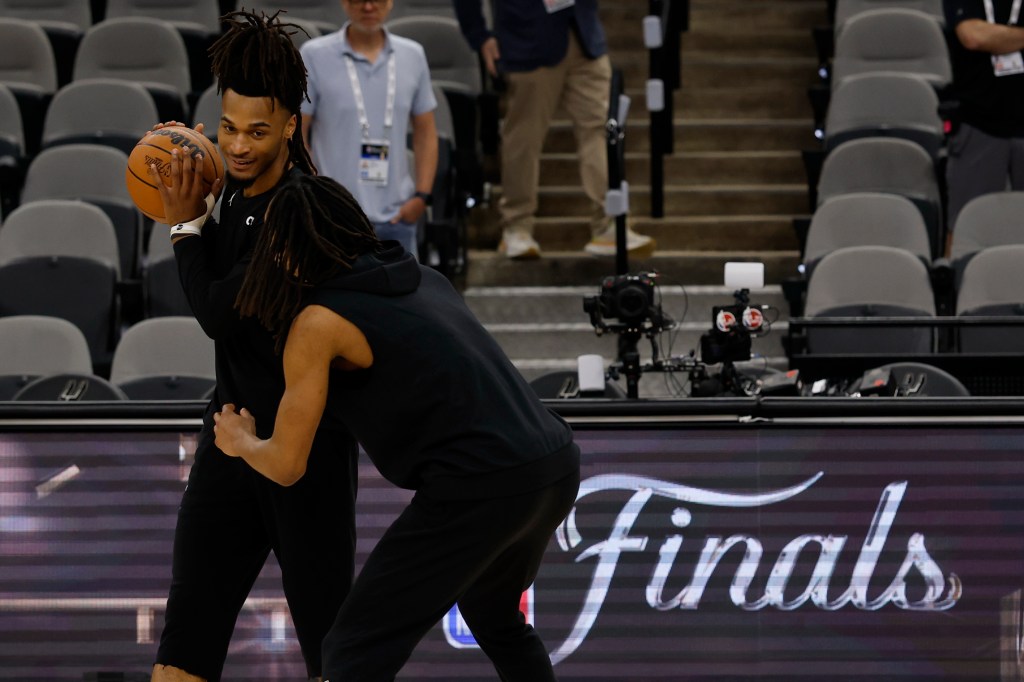 Spurs still putting emotion of reaching NBA Finals behind them when ...