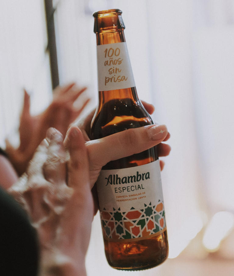 Cervezas Alhambra cierra la temporada de Murcia Origen tras reunir a ...