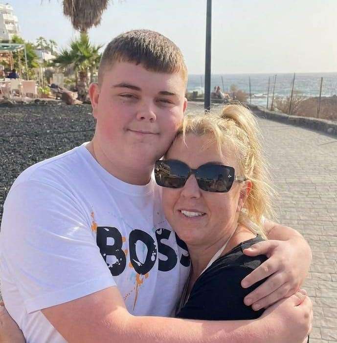 Sittingbourne mums call for speed reduction on Lower Road, between ...