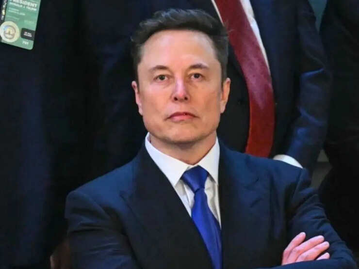 Elon Musk's militarised satellite network Starshield enters Britain ...