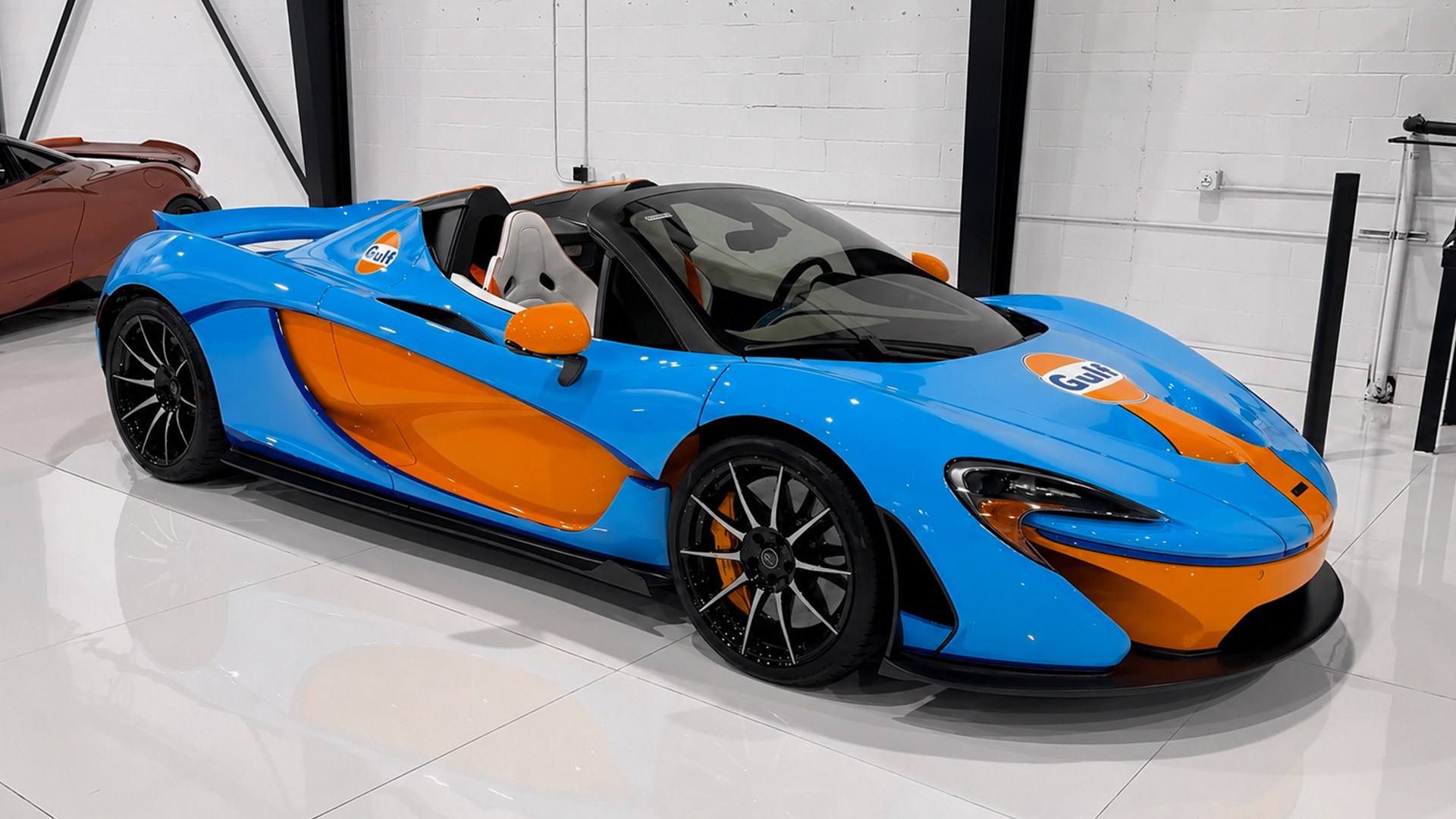 Rare 3 million dollars McLaren P1 Spider on display in Miami