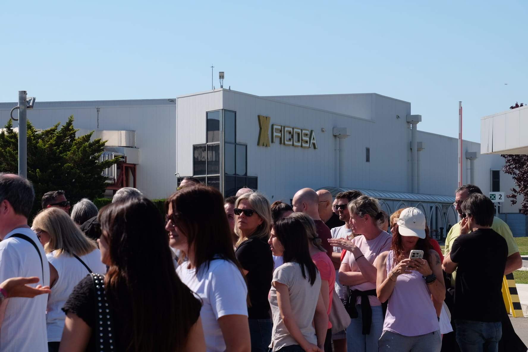 El ERE de Ficosa en Viladecavalls se cierra con 105 despidos por bajas ...