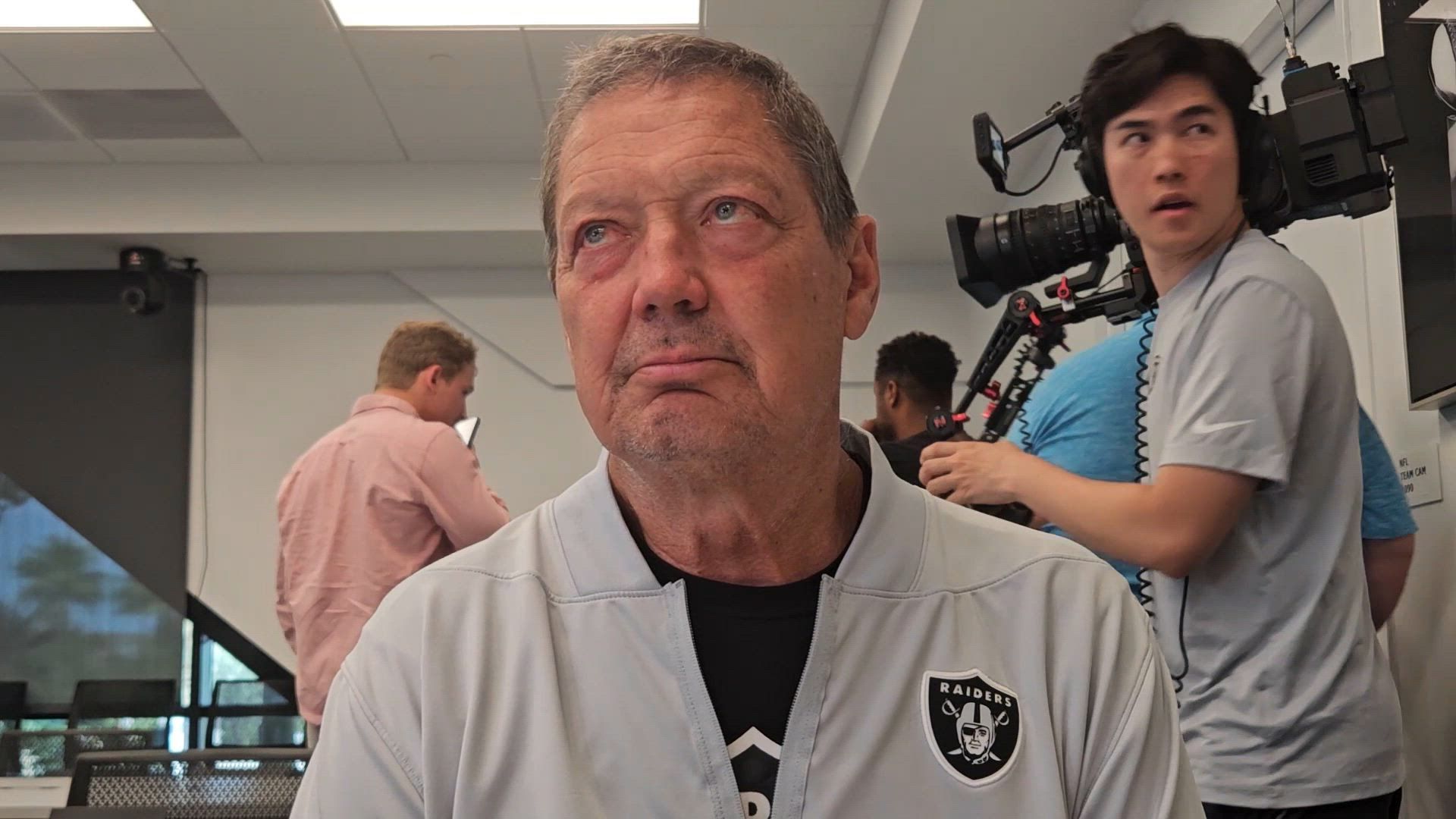 Las Vegas Raiders OL Coach Rick Dennison Versatility, Urgency, and ...