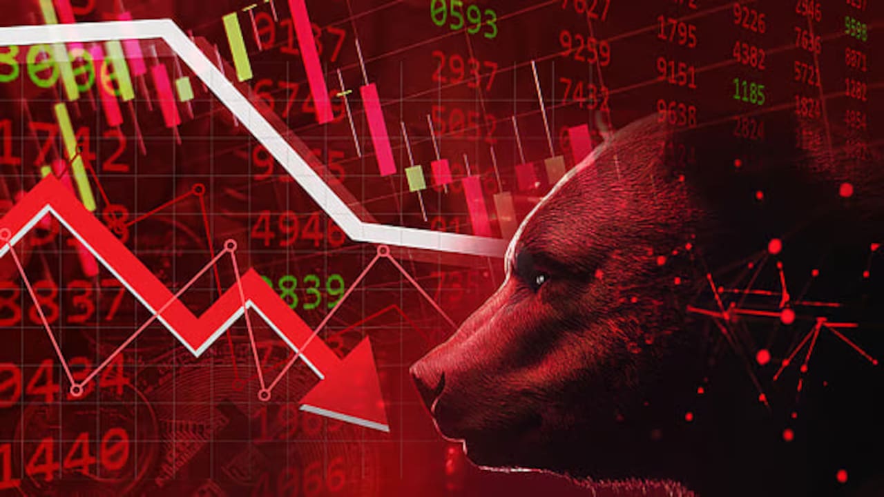 IT stocks today: Infosys, TCS, HCLTech, Wipro sell-off deepens; F&O ...