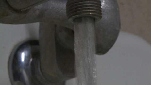 Edwards residents demand answers over discolored water and recurring ...