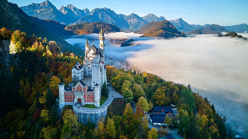 14 facts about the design and history of Cinderella Castle