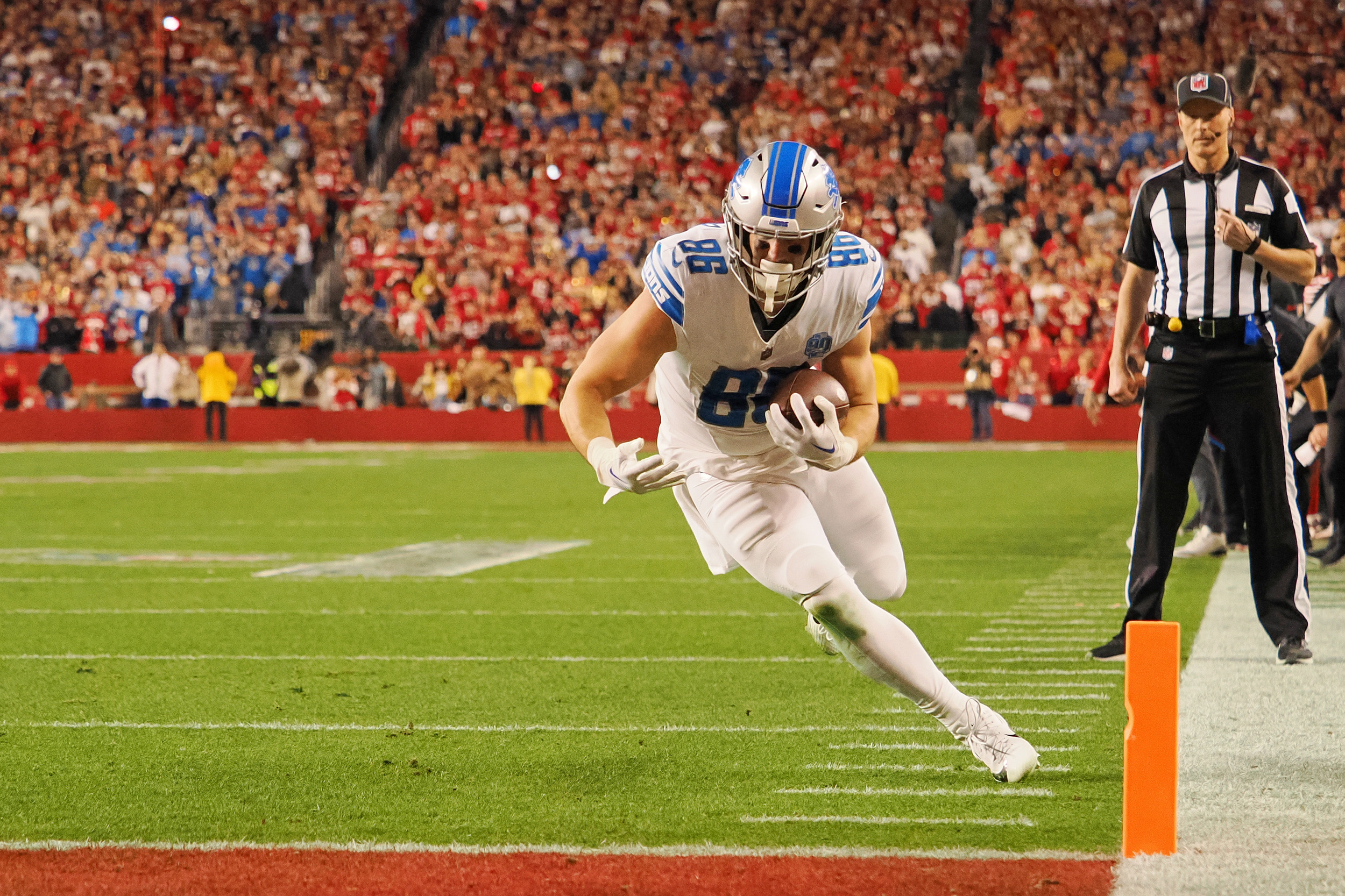 Commanders sign TE Anthony Firkser
